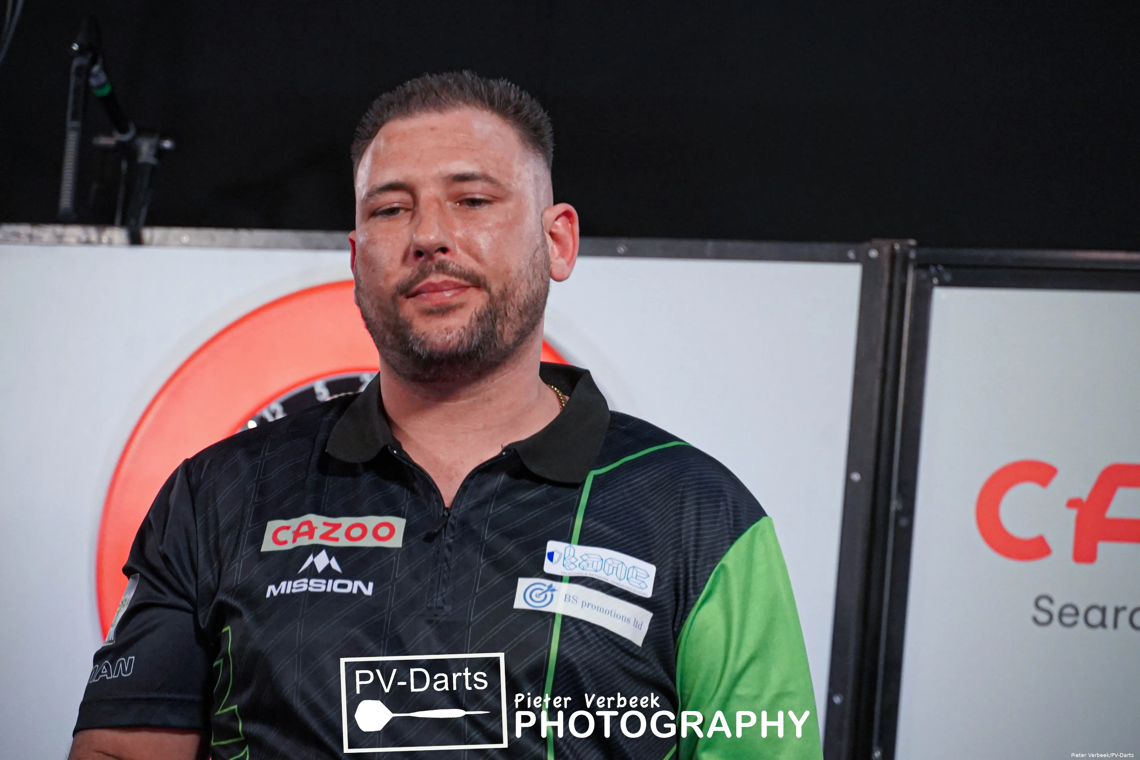 Graham Hall and Tom Sykes book PDC UK Open spot through Amateur Qualifiers